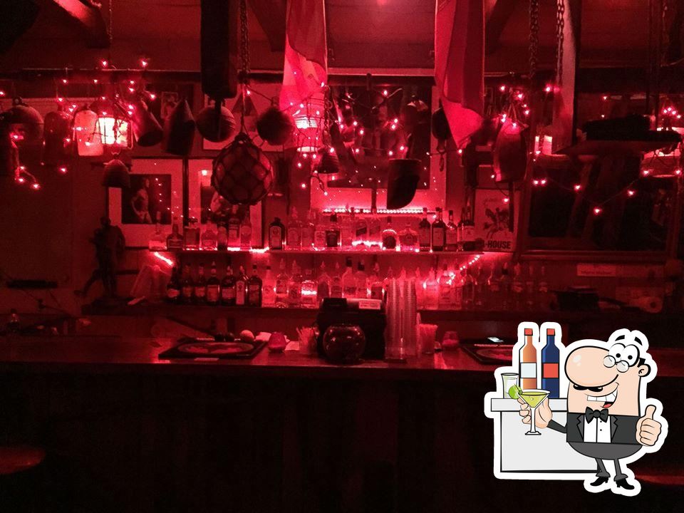Macho Bar in Provincetown - Restaurant reviews