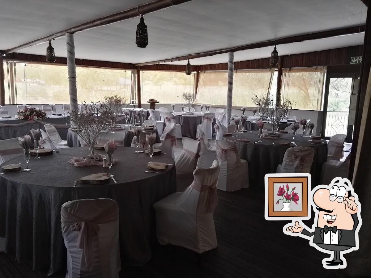 Rusty Hook pub & bar, Roodepoort - Restaurant menu and reviews