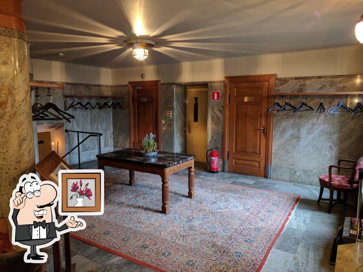 Bjertorp Slott restaurant, Sweden - Restaurant reviews