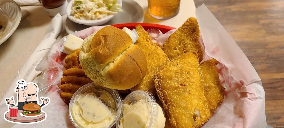 Red Squirrel, 8227 Colerain Ave in Cincinnati - Restaurant menu and reviews
