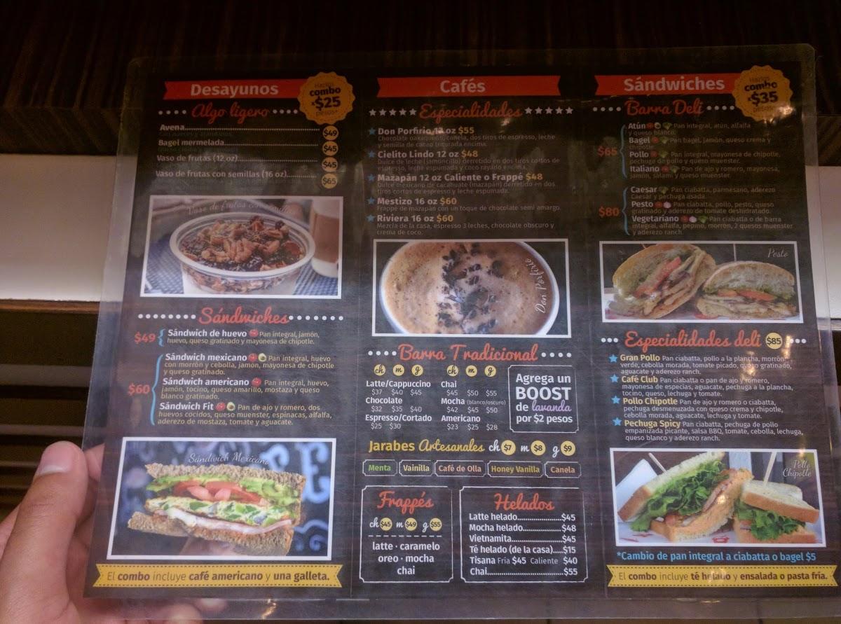Menu at Blue Luna Otay cafeteria, Tijuana, Miraflores 14442