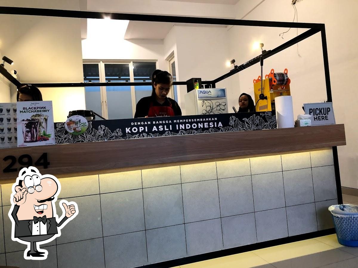 Kopi Janji Jiwa cafe, Surabaya, Jl. Kalisari Utara I No.10 - Restaurant ...