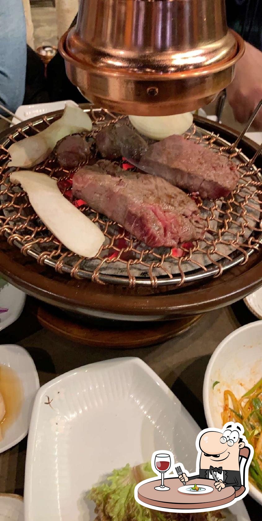 Maple Tree House restaurant, Seoul, 26 Itaewon-ro 27ga-gil - Restaurant ...