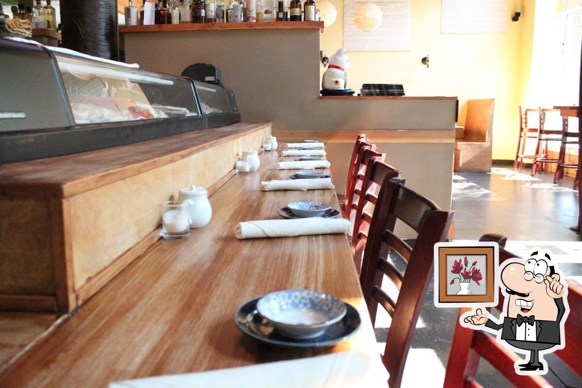 Moshi Moshi Sushi & Izakaya, Seattle - Restaurant menu, prices and reviews