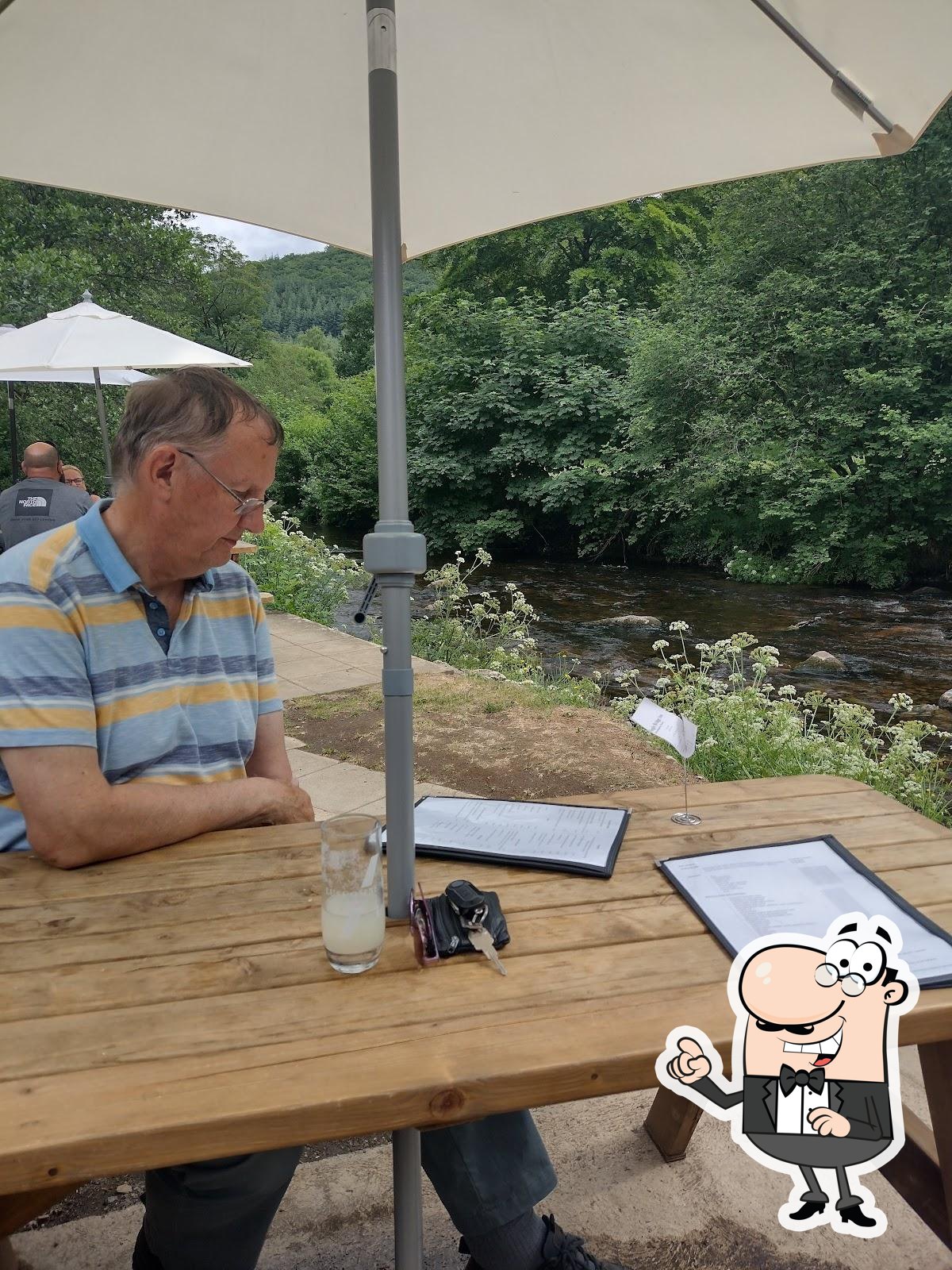 Fingle Bridge Inn, Drewsteignton - Restaurant menu, prices and reviews