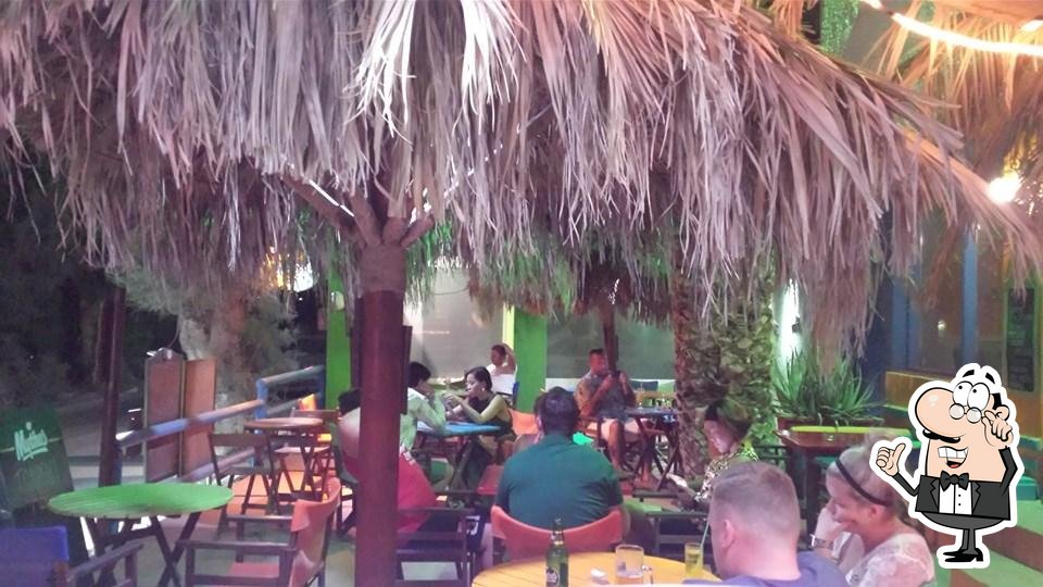 Lazy Lizard Bar, Perissa - Restaurant reviews