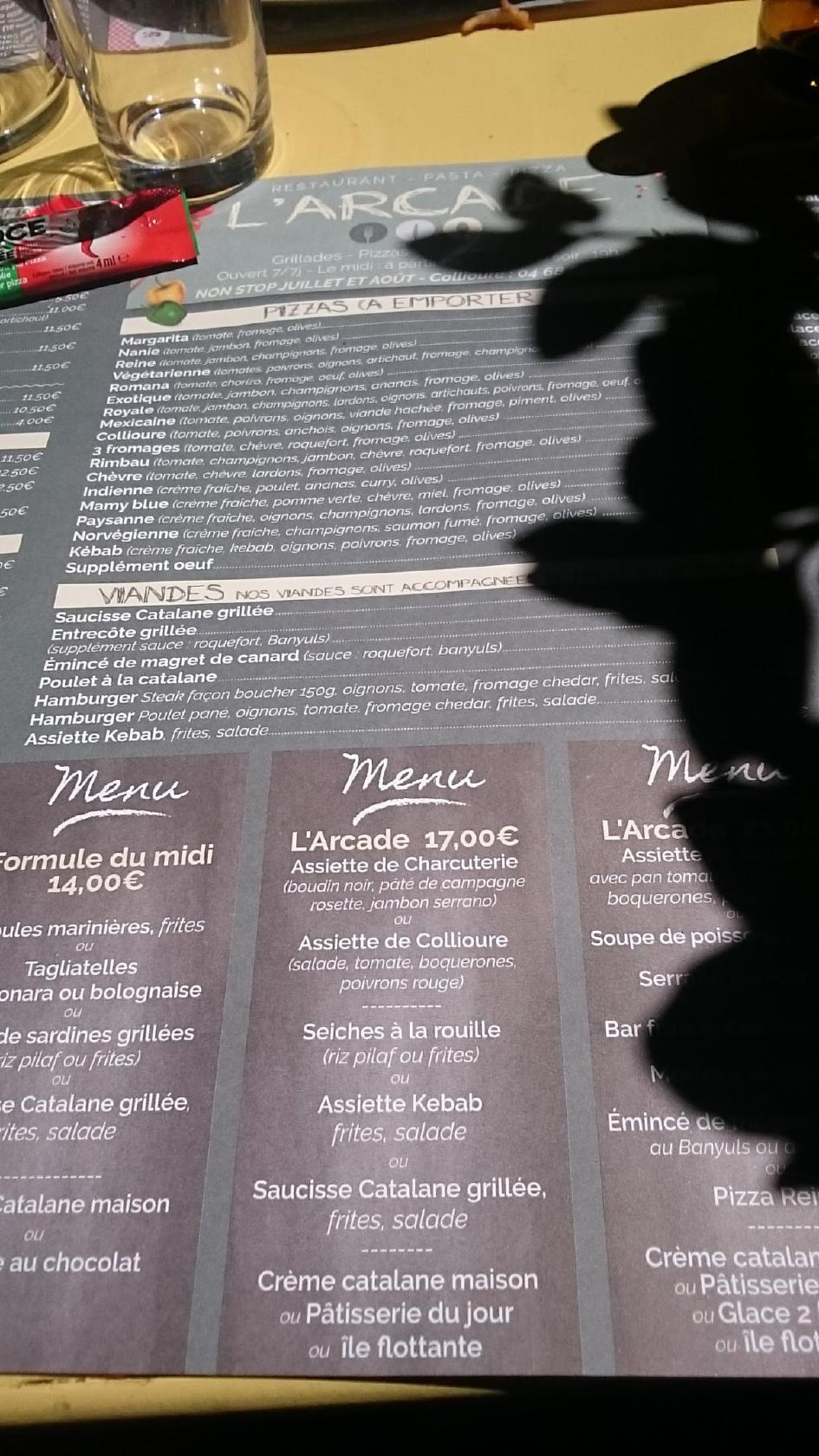 Menu at L'Arcade pizzeria, Collioure