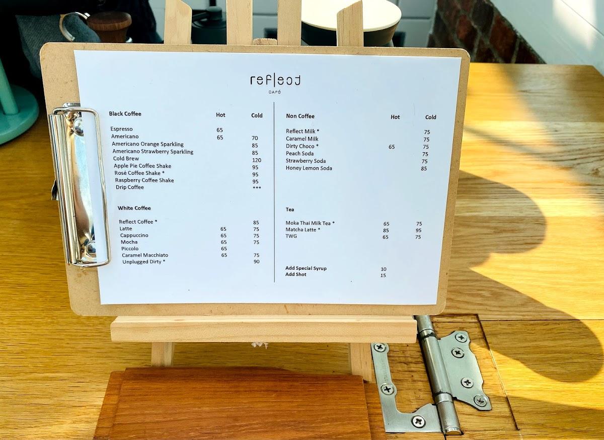 Menu at Reflect café cafe, Sisa Chorakhe Noi