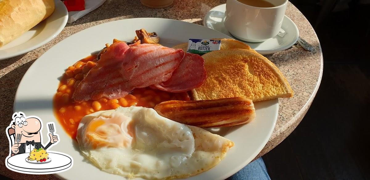 Pulteney Bridge Coffee Shop, 16 Pulteney Bridge in Bath - Restaurant ...