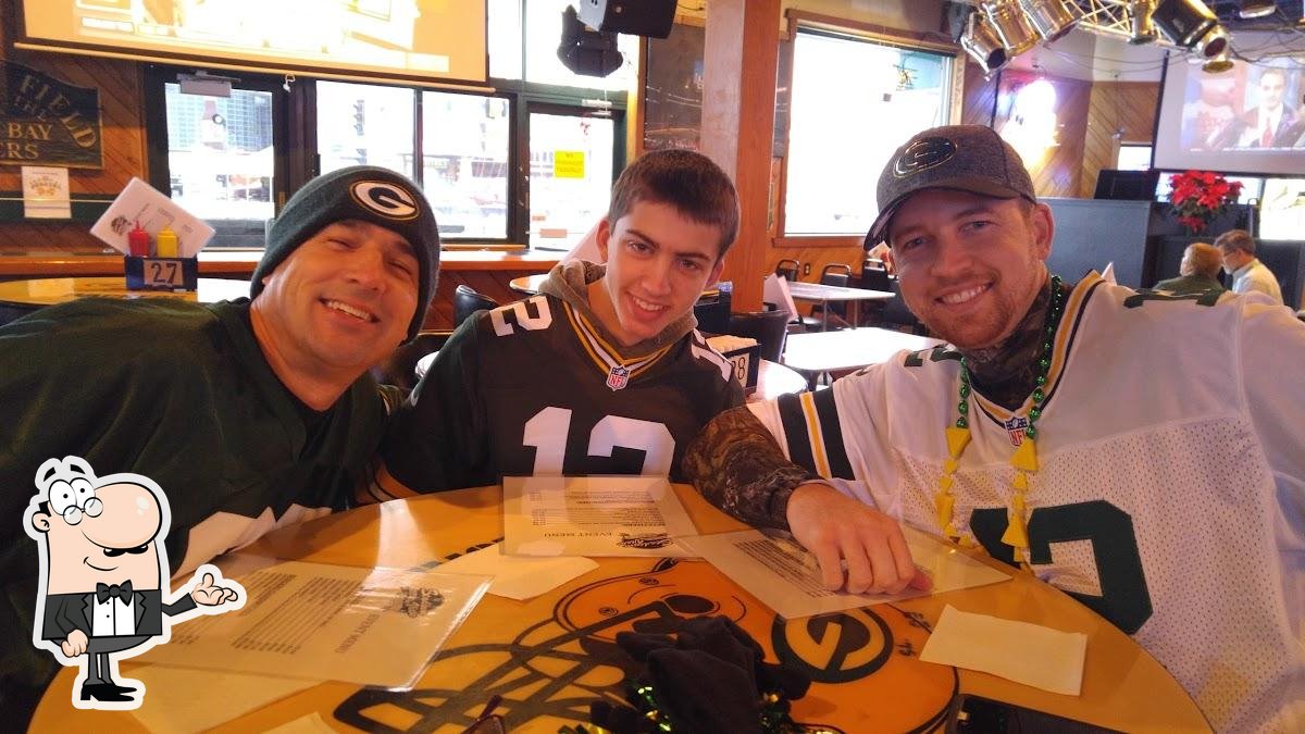 Stadium View Bar, Restaurant & Banquet Hall in Green Bay - Restaurant ...