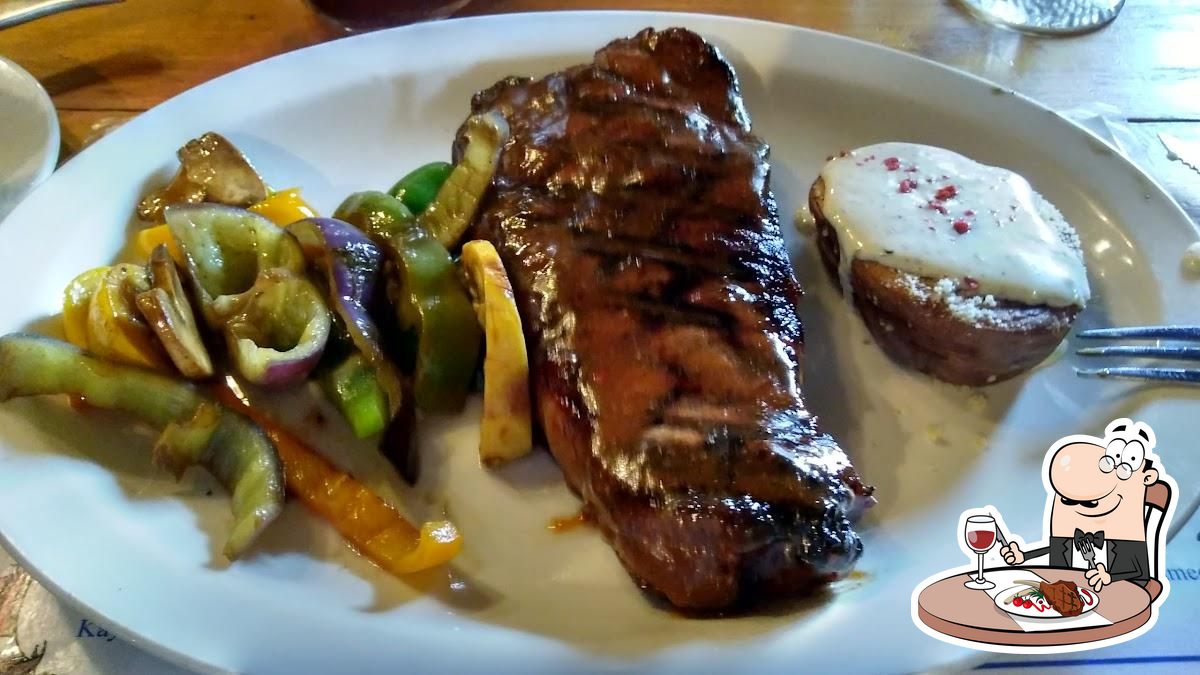 Cattle Baron Supper Club in Babb - Restaurant reviews
