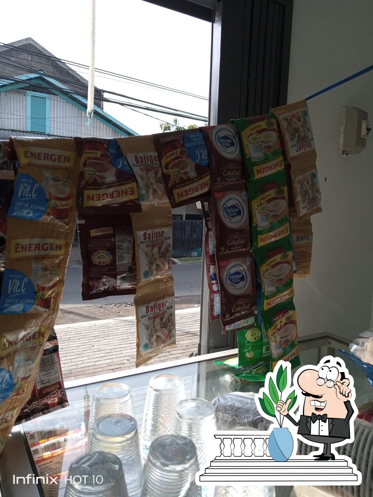 Warung tradisional khas banten nasi uduk lotek kopi indomie roko umi ...