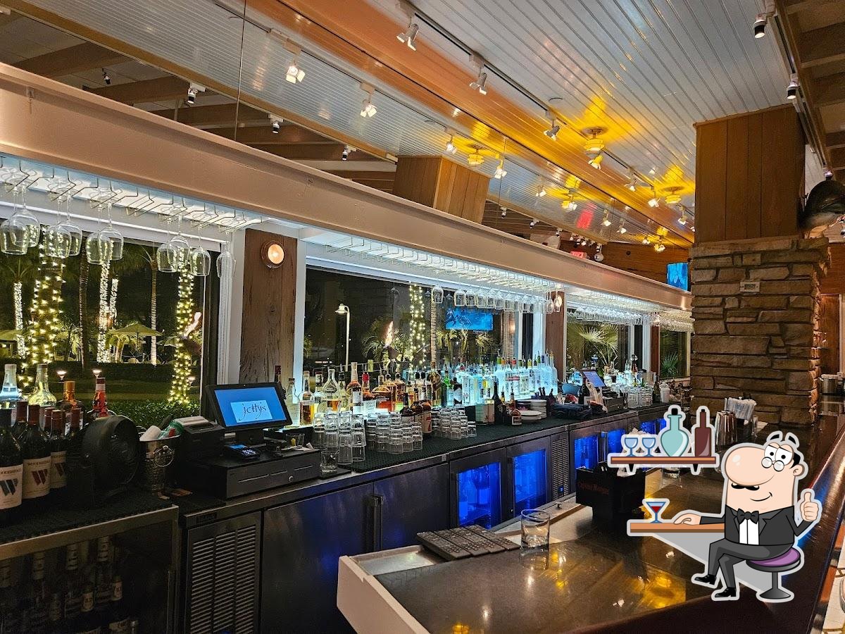Jetty's Waterfront Restaurant, Jupiter - Restaurant menu, prices and ...