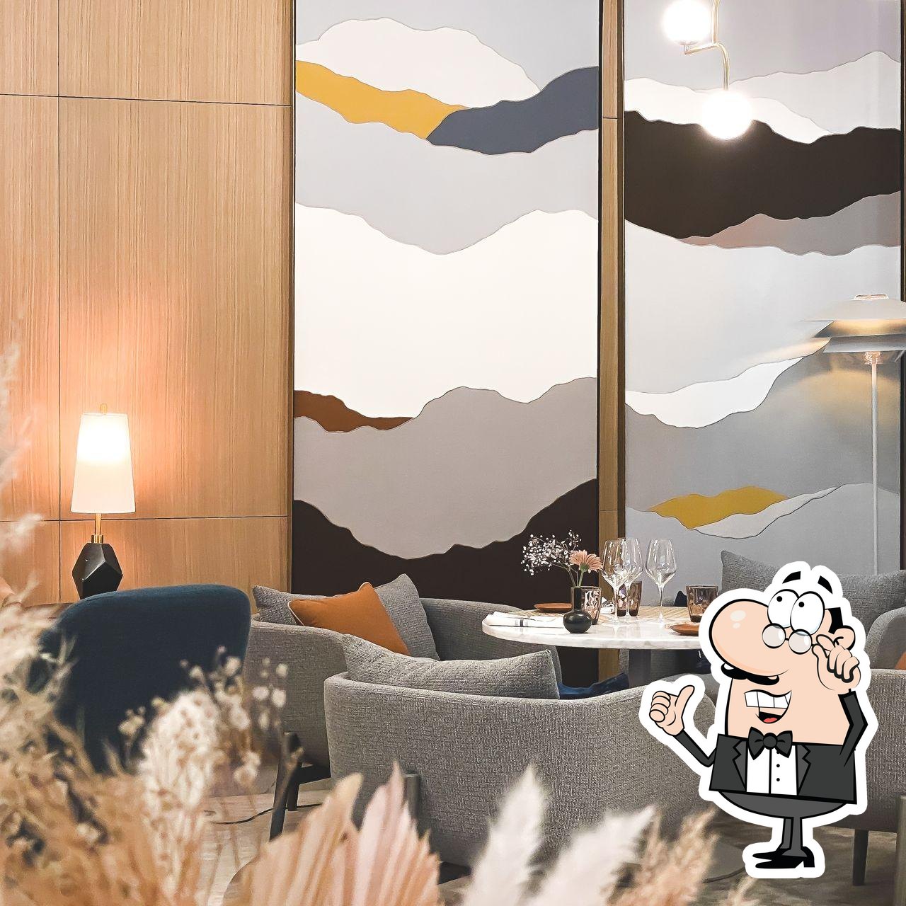 Lloyd in Montréal - Restaurant menu and reviews