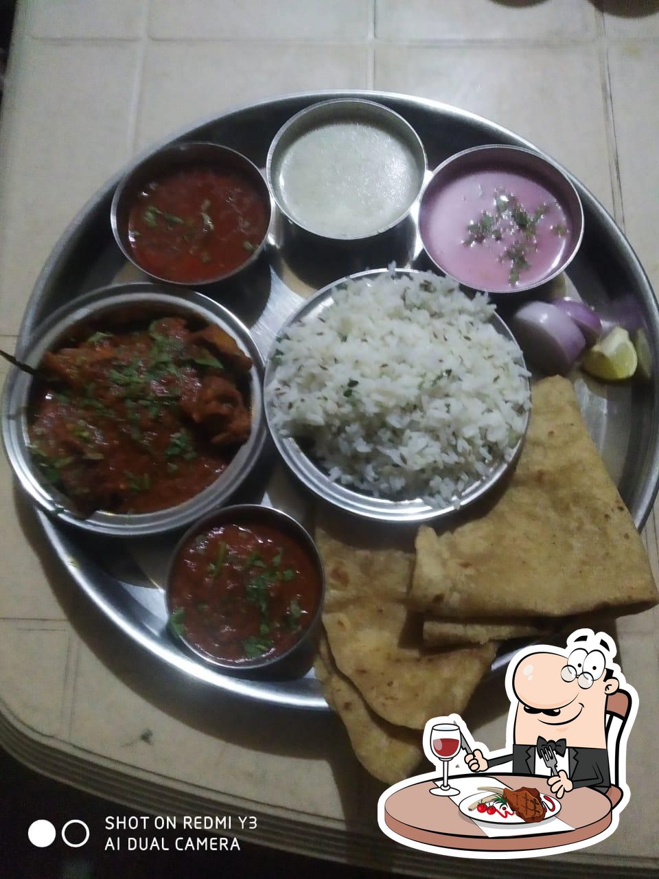 Hotel kolhapuri (special tambada-pandhara rassa), Pune, Vetal Buva ...