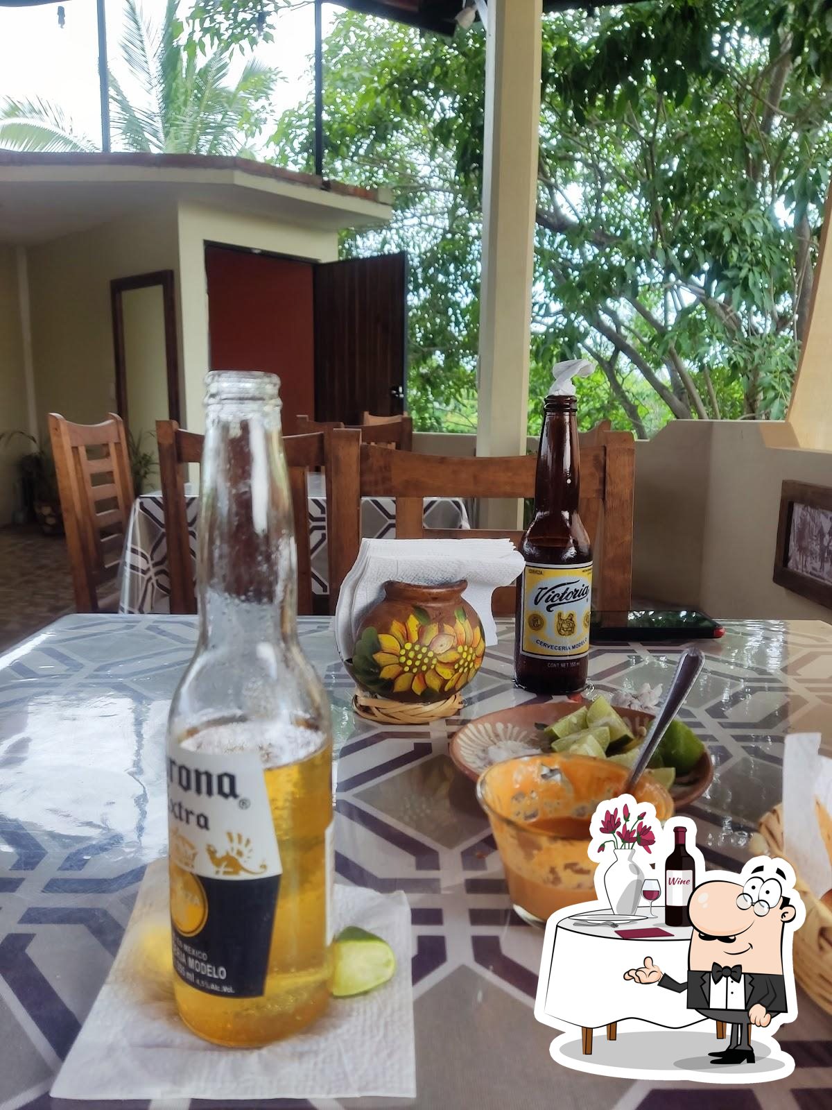 Centro Botanero El Bily, Puerto Escondido - Restaurant menu, prices and ...