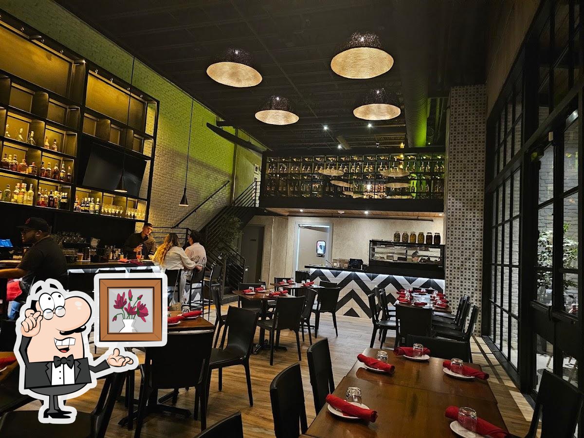 Toro Kitchen + Bar, San Antonio - Restaurant menu, prices and reviews