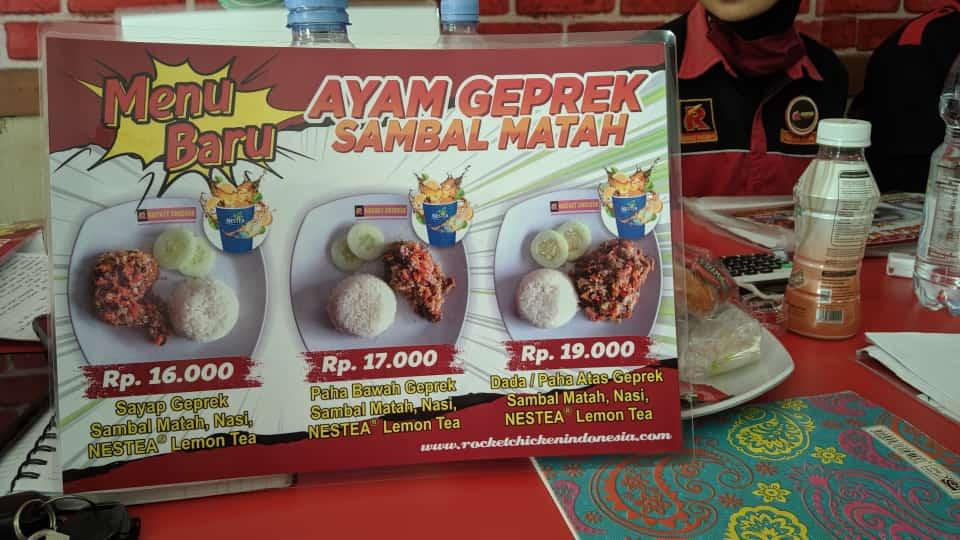 Menu at Rocket chicken gringging restaurant, Kediri
