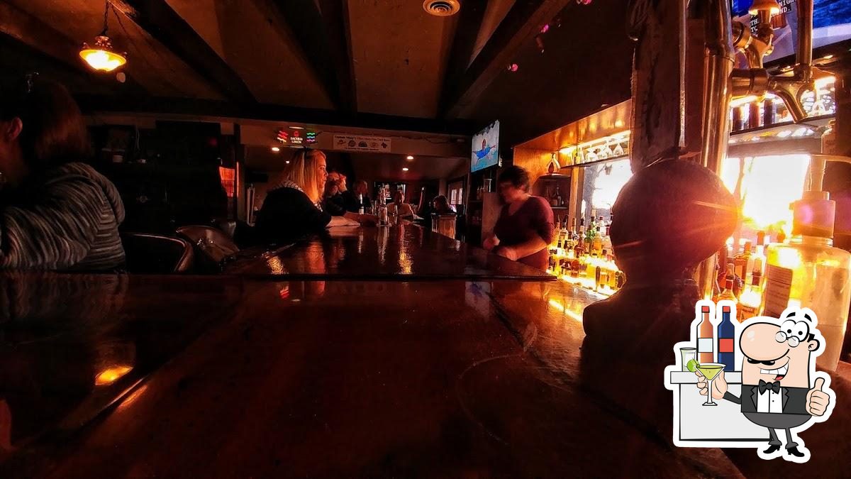 Captain Missy's Bar in Tichigan - Restaurant reviews