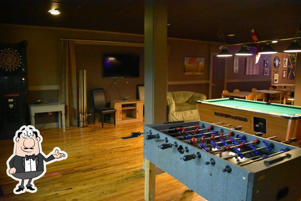 WOLF'S DEN in Syracuse - Restaurant menu and reviews