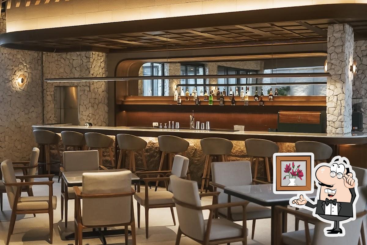 JUNI Bar & Lounge, Central Jakarta - Restaurant menu, prices and reviews