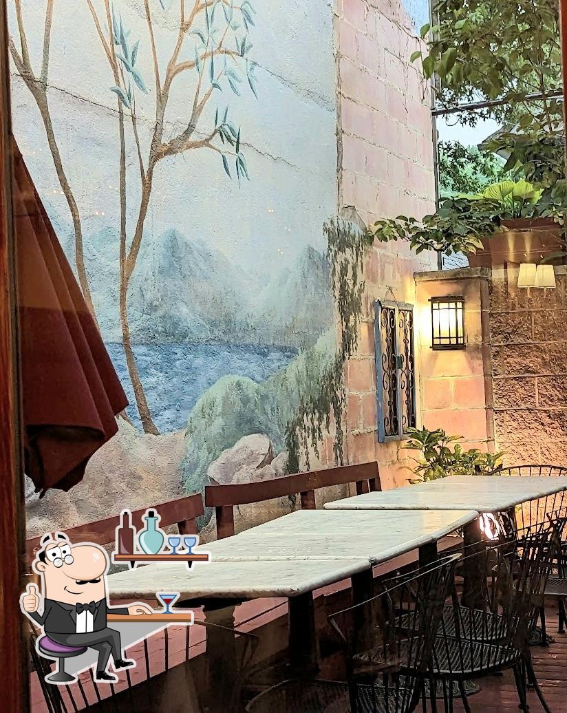 Crabtree's Restaurant, Floral Park - Restaurant menu, prices and reviews