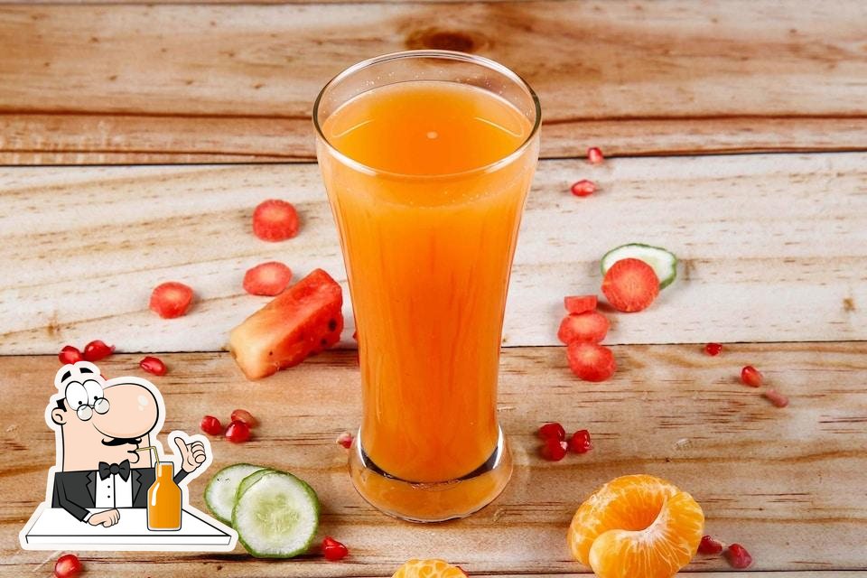 Mahalaxmi Fast Food and Juice Corner, Surat, 5RV2+WM8 - Restaurant reviews