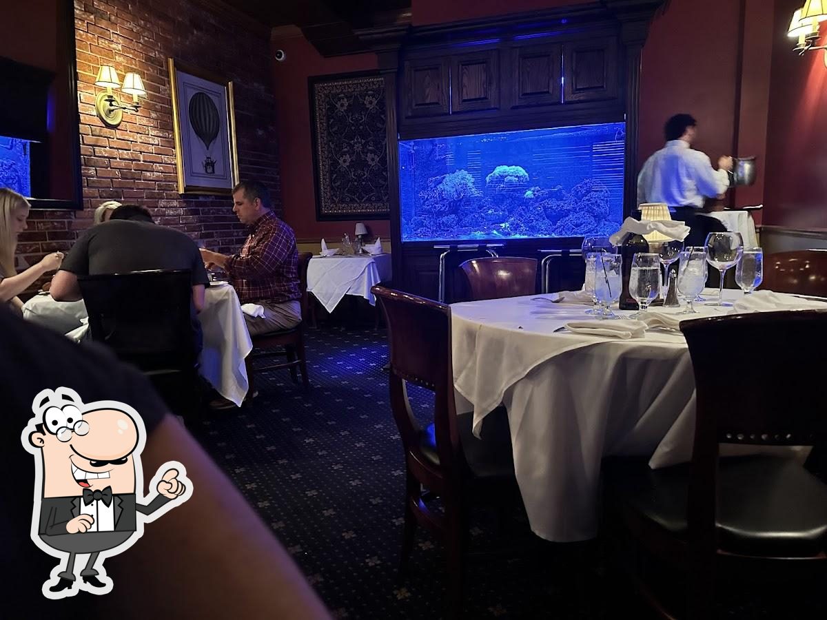 CC's City Broiler, Columbia - Restaurant menu, prices and reviews