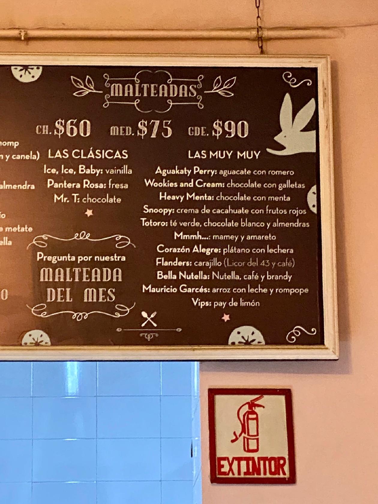 Menu at Chomp Chomp cafeteria, Mexico City, Tonalá 91