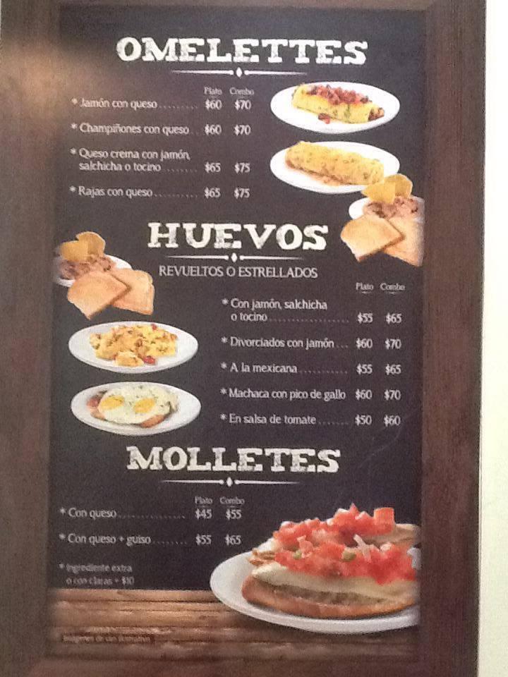Menu at Deli de Paris restaurant, Saltillo