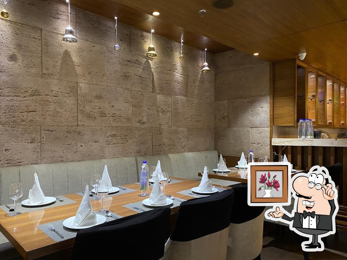 The Yellow Chilli - Noida, Noida - Restaurant menu, prices and reviews