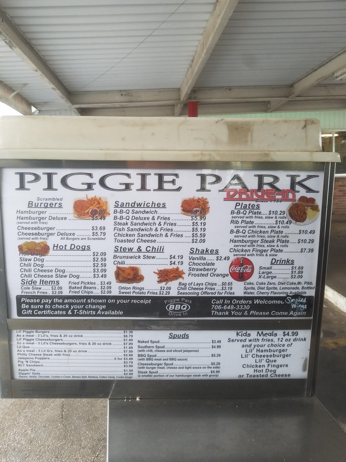 Menu at Piggie Park fast food, Thomaston, US-19