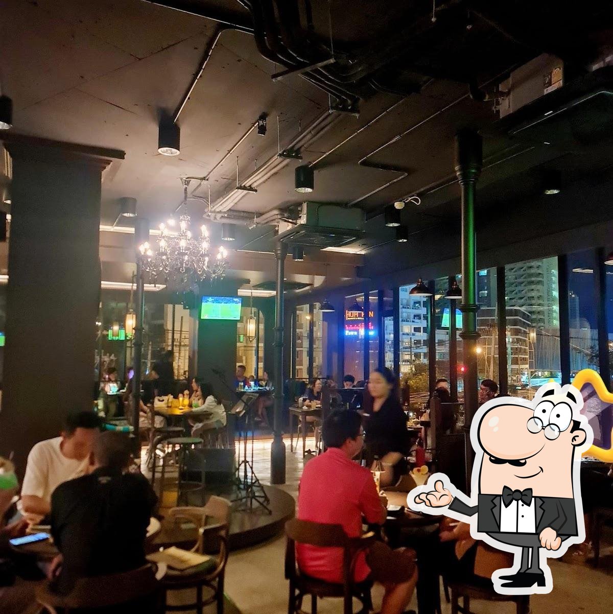 Storm's Bar & Restaurant, Hua Hin - Restaurant menu, prices and reviews