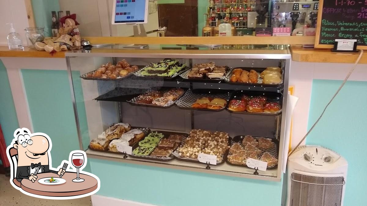 Megpies Bakery & Cafe in Pacific City - Restaurant menu and reviews