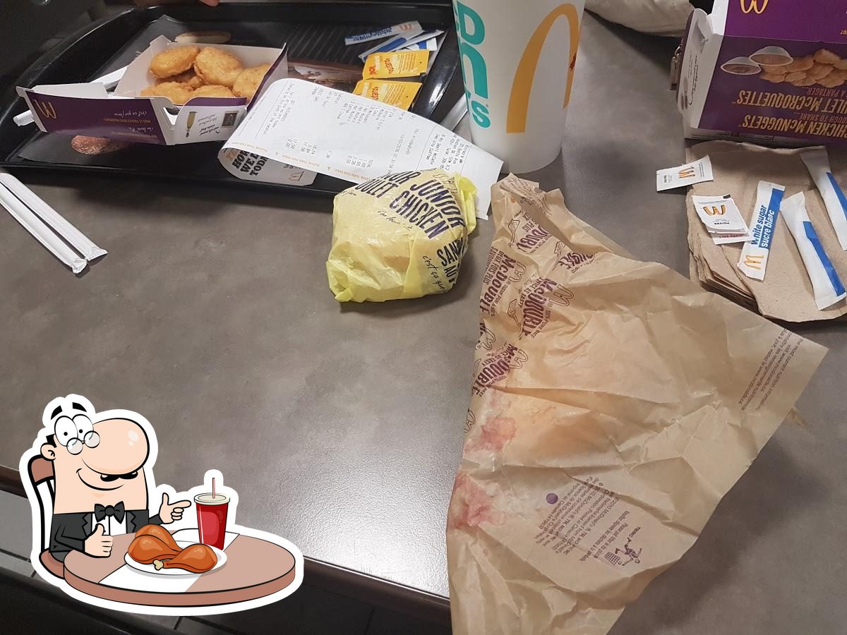 McDonald's, 225 Betts Ave in Saskatoon - Restaurant menu and reviews