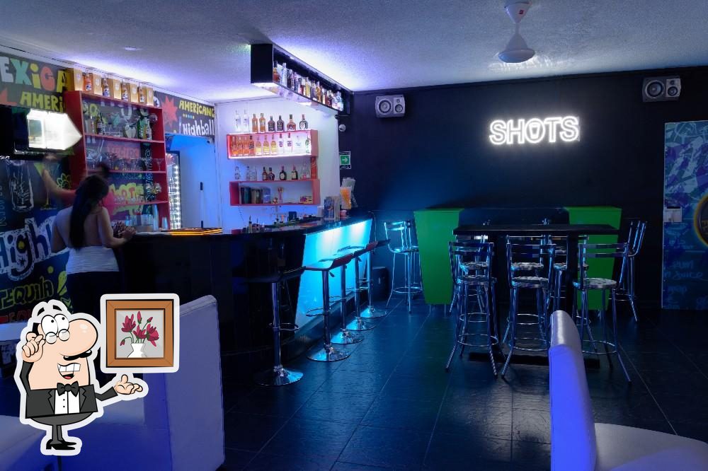Play Shots pub & bar, Bucaramanga - Restaurant reviews