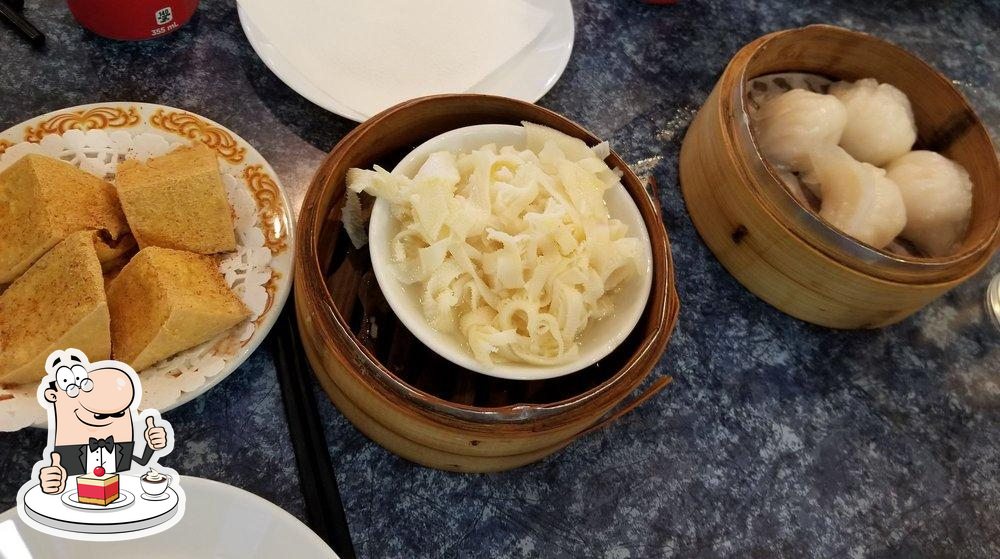 Ha Gow Dim Sum House in Toronto - Restaurant menu and reviews