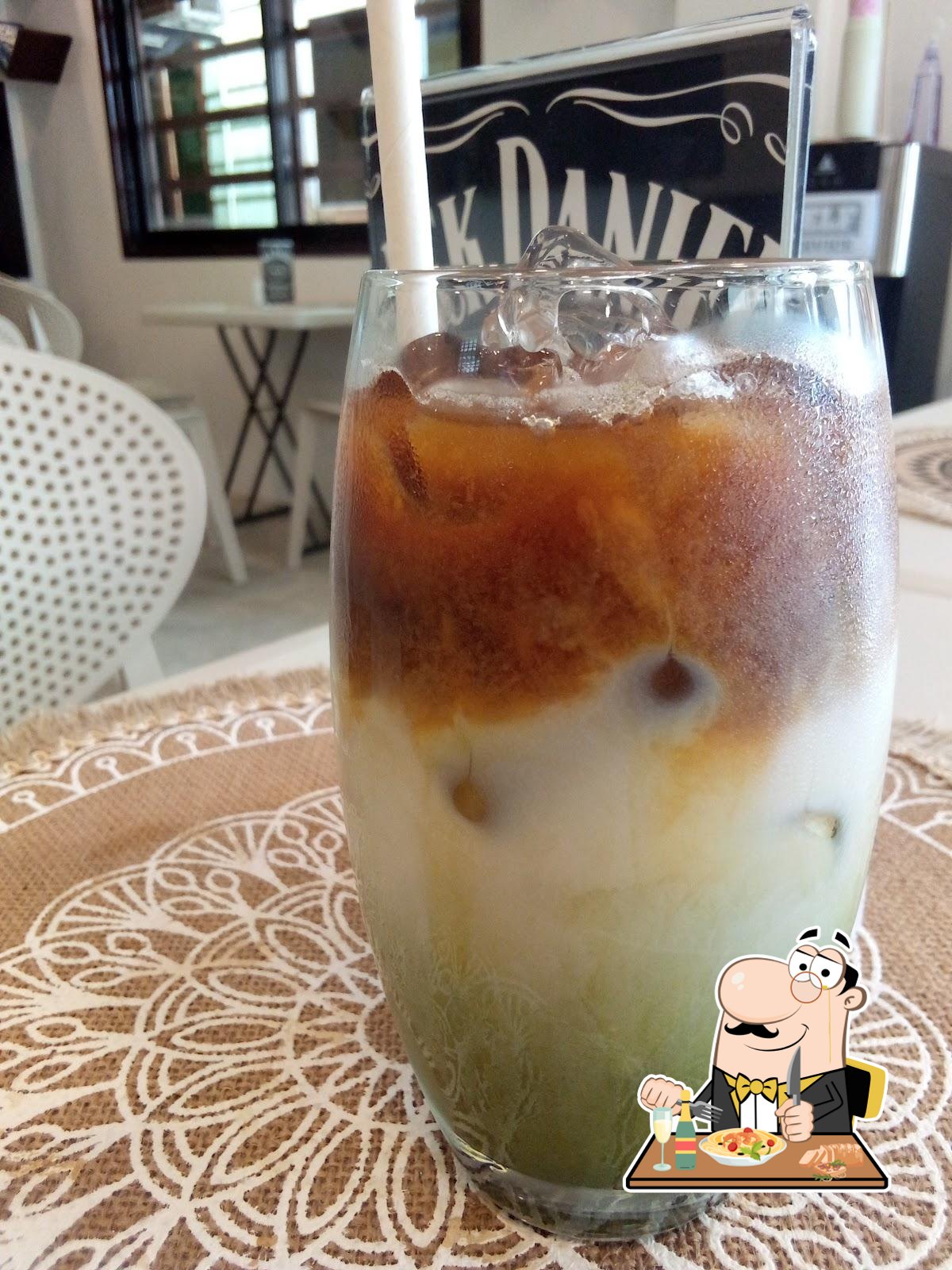 Starbooks Cafe - Siargao General Luna, General Luna - Restaurant reviews