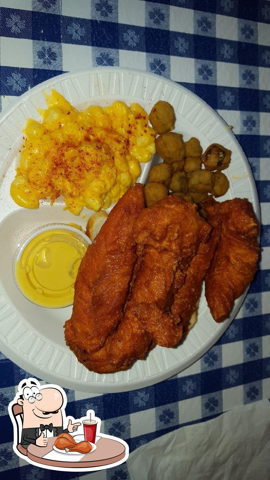 Gus’s World Famous Fried Chicken in Maplewood - Restaurant menu and reviews