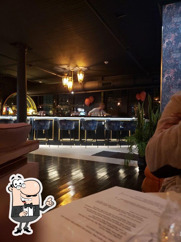 Waxlight Bar a Vin, Buffalo - Restaurant menu, prices and reviews