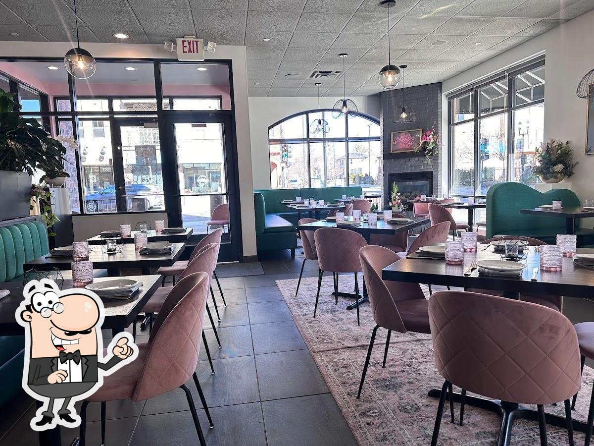 Pink Ivy Kitchen and Bar, Hopkins - Restaurant menu, prices and reviews