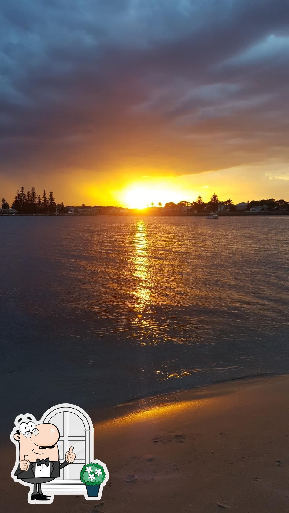 Georges River 16ft Sailing Club in Sandringham - Restaurant reviews