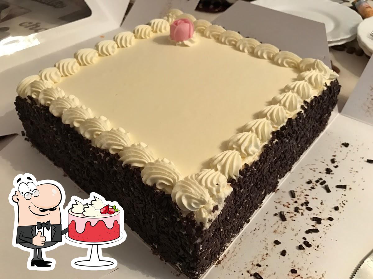 Nafees Bakers & Sweets Dewsbury in Dewsbury - Restaurant reviews