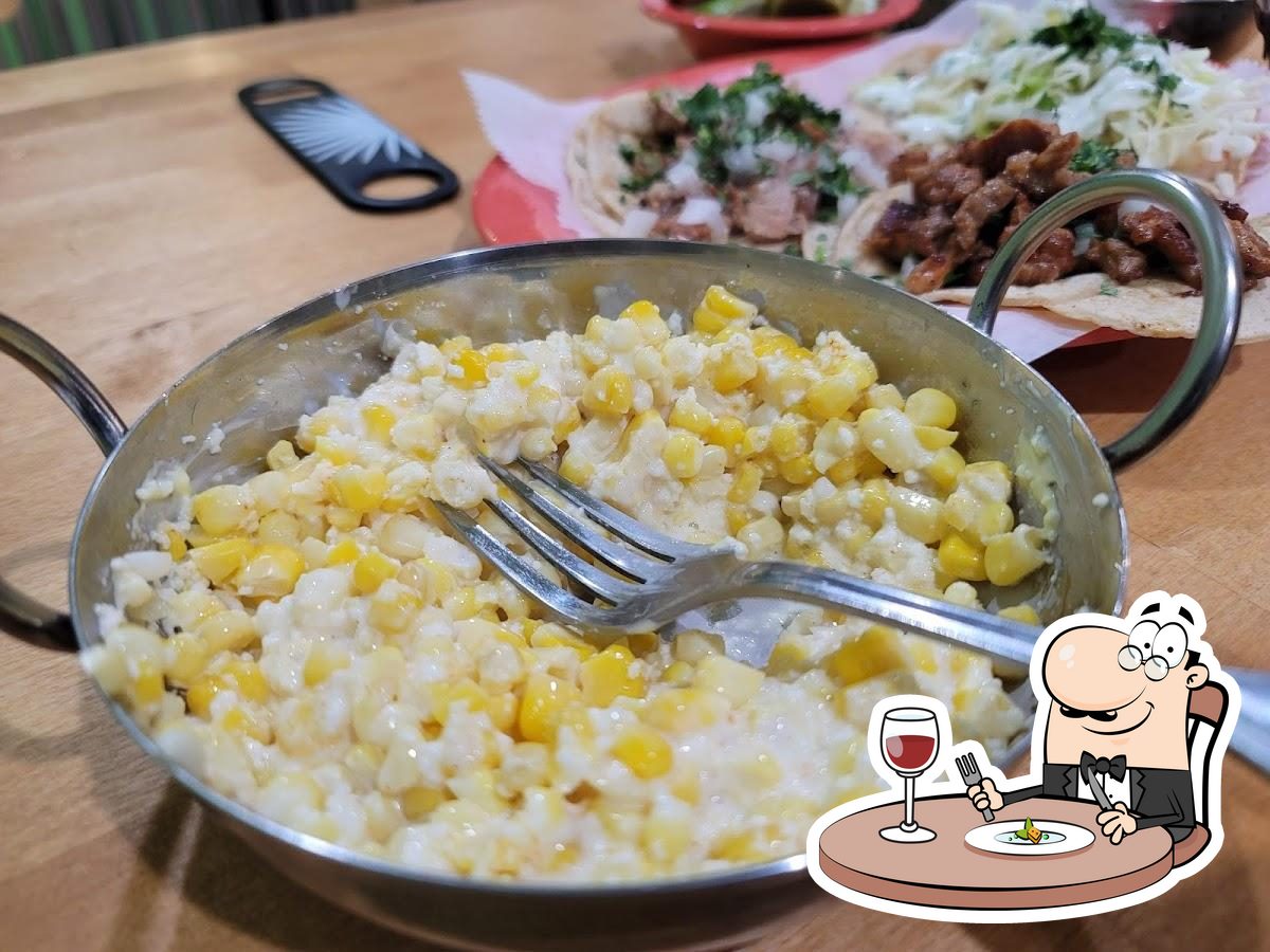 Boca Loca Taqueria Bucktown in Chicago - Restaurant menu and reviews