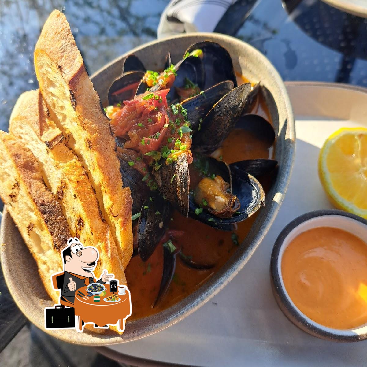 Layline, Excelsior - Restaurant menu, prices and reviews