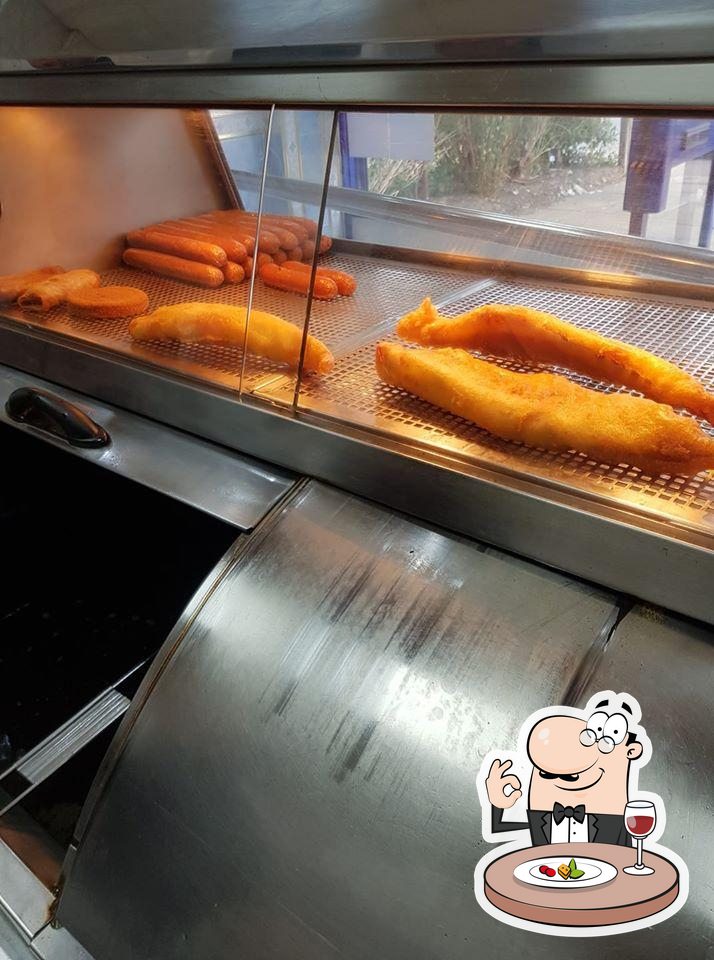 Dolphin Fish Bar, 133 Wrythe Ln in Carshalton - Restaurant reviews