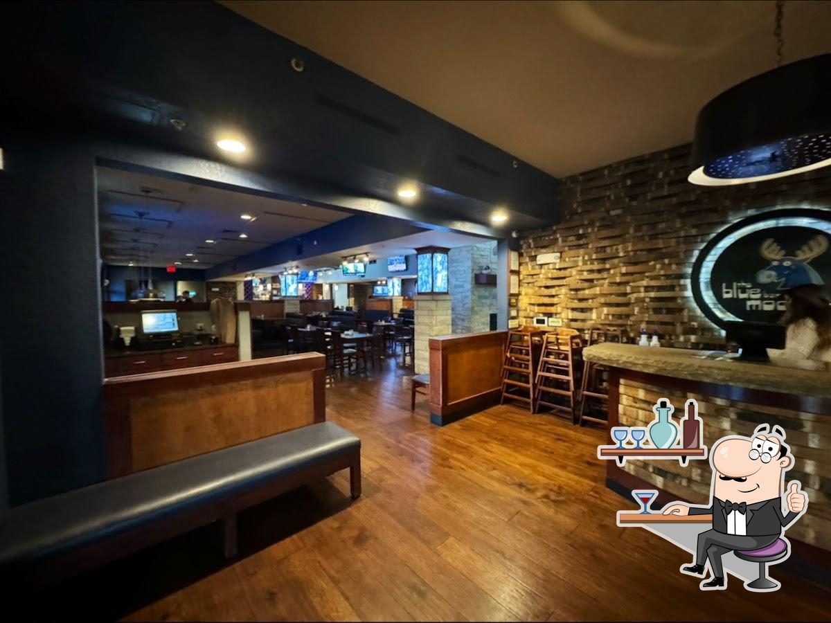 Blue Moose, Topeka - Restaurant menu, prices and reviews