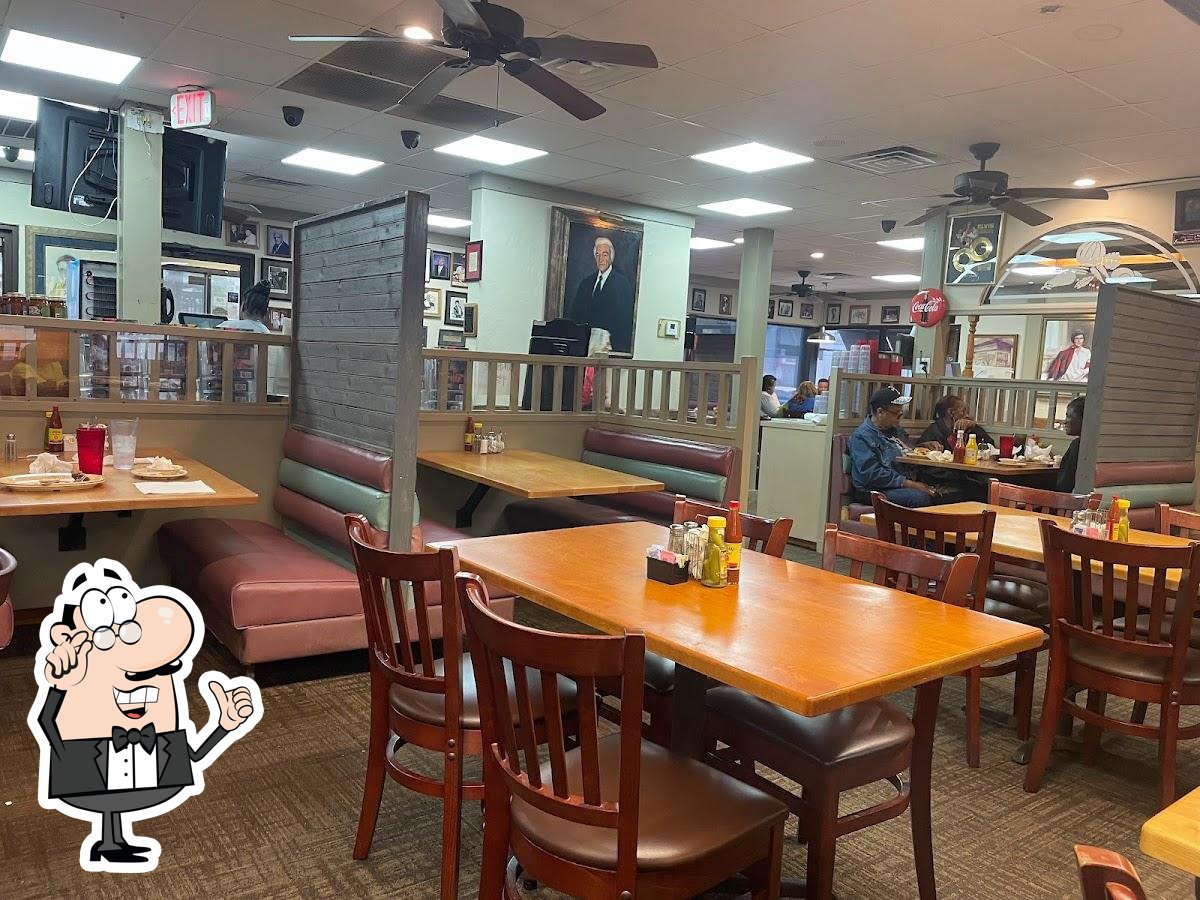 The Cupboard Restaurant, Memphis - Restaurant menu, prices and reviews