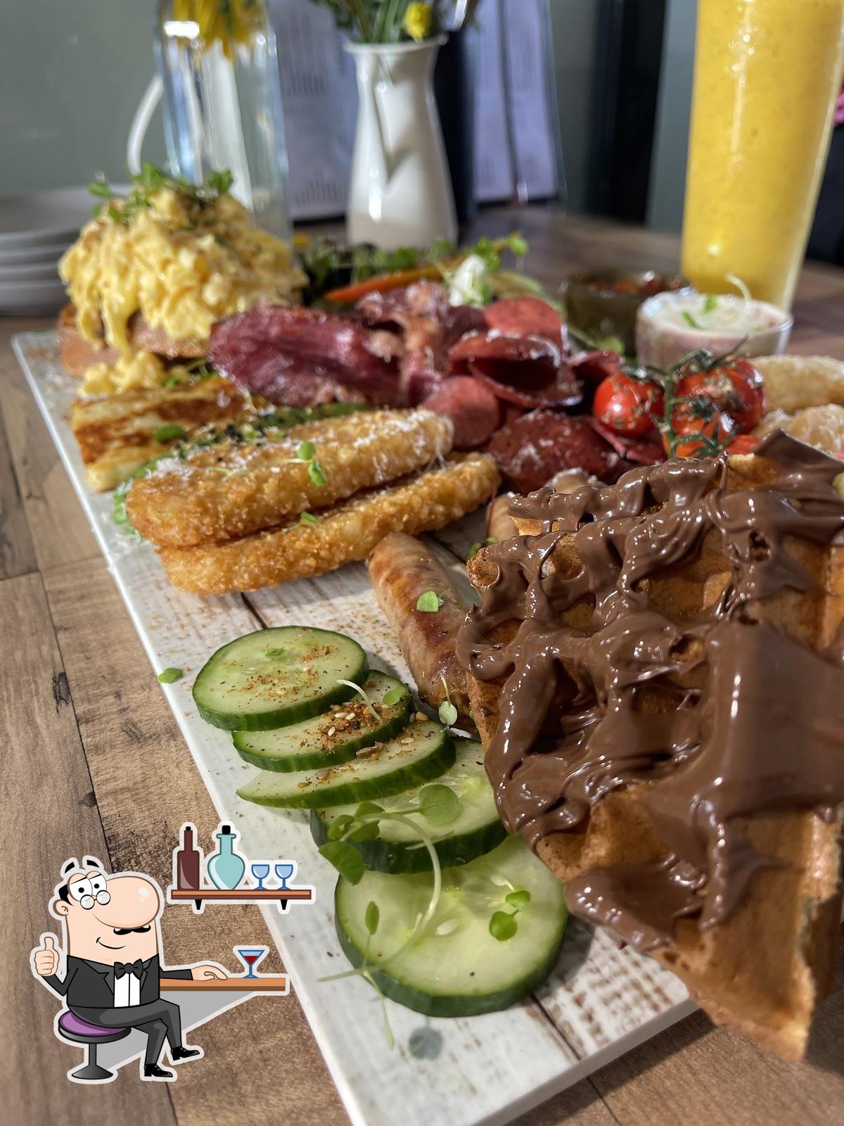 Mi Casa Café, Underwood - Restaurant menu, prices and reviews