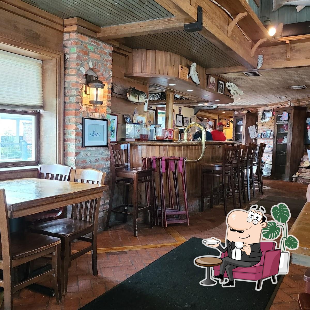 Skippers’ Fish Camp in Darien - Restaurant menu and reviews